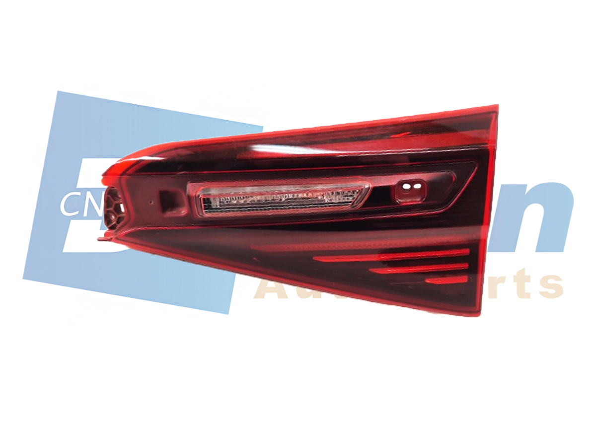 TAIL LAMP INNER (WITH SOCKET) (LED) RH